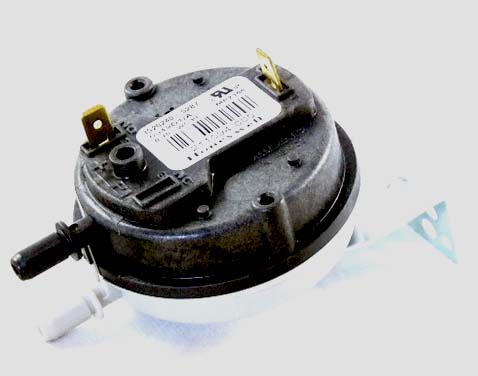 Lochinvar & A.O. Smith 100110001 .70"WC PRESSURE SWITCH - HVAC Discount ...